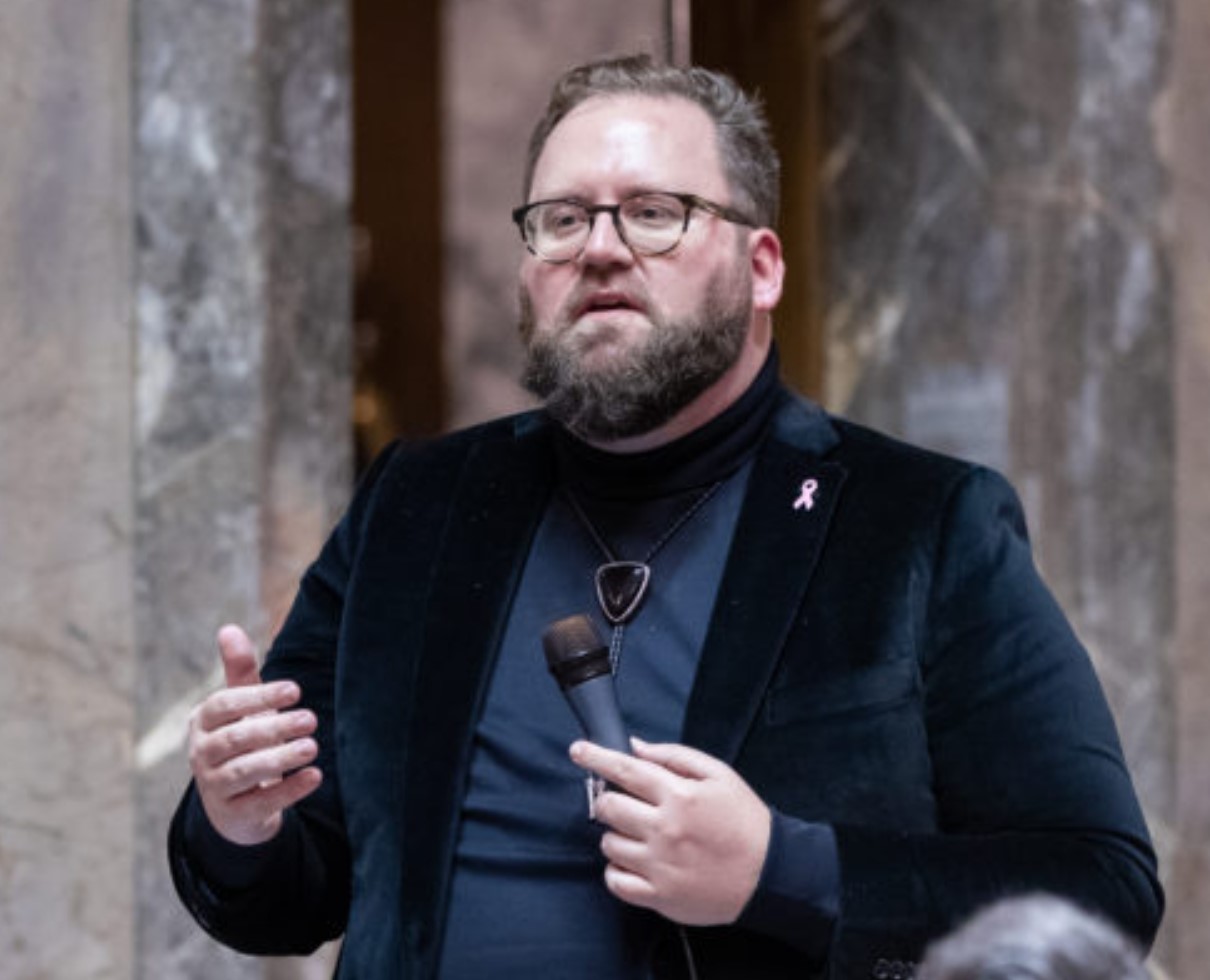 Washington State Bill Allows Shelters to Hide Children From Parents Who ...